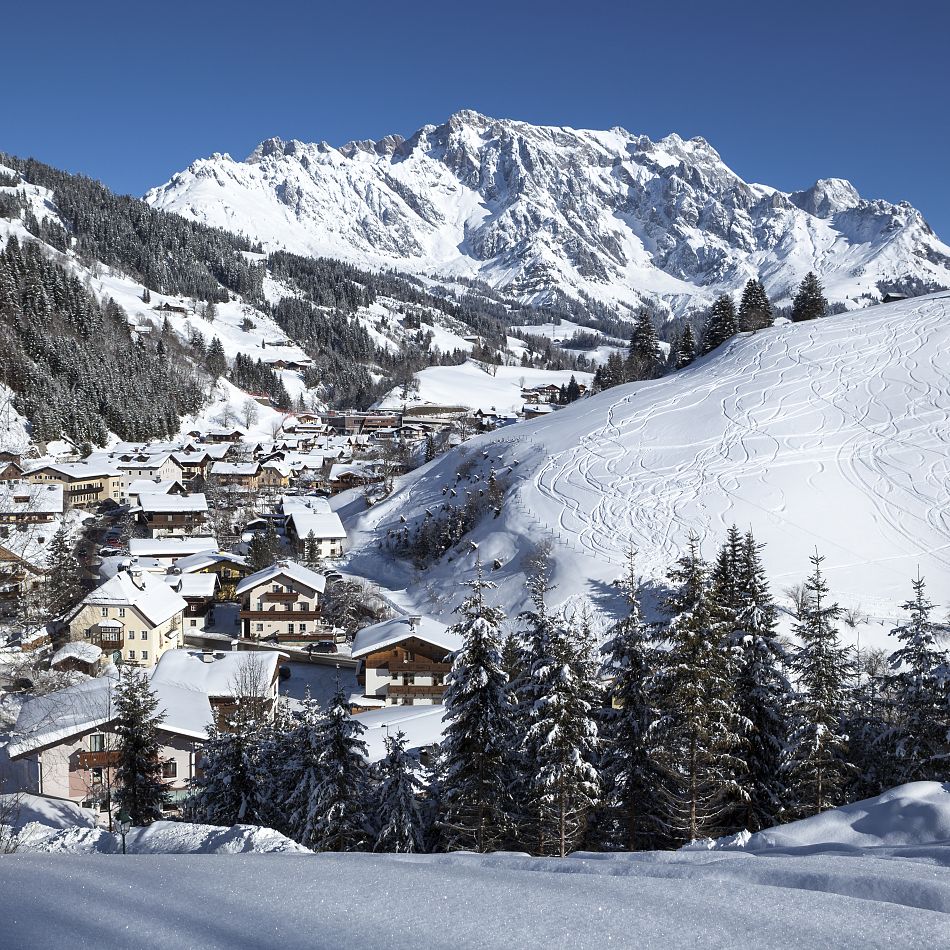 Urlaubsort und Sagendorf Dienten in Salzburg